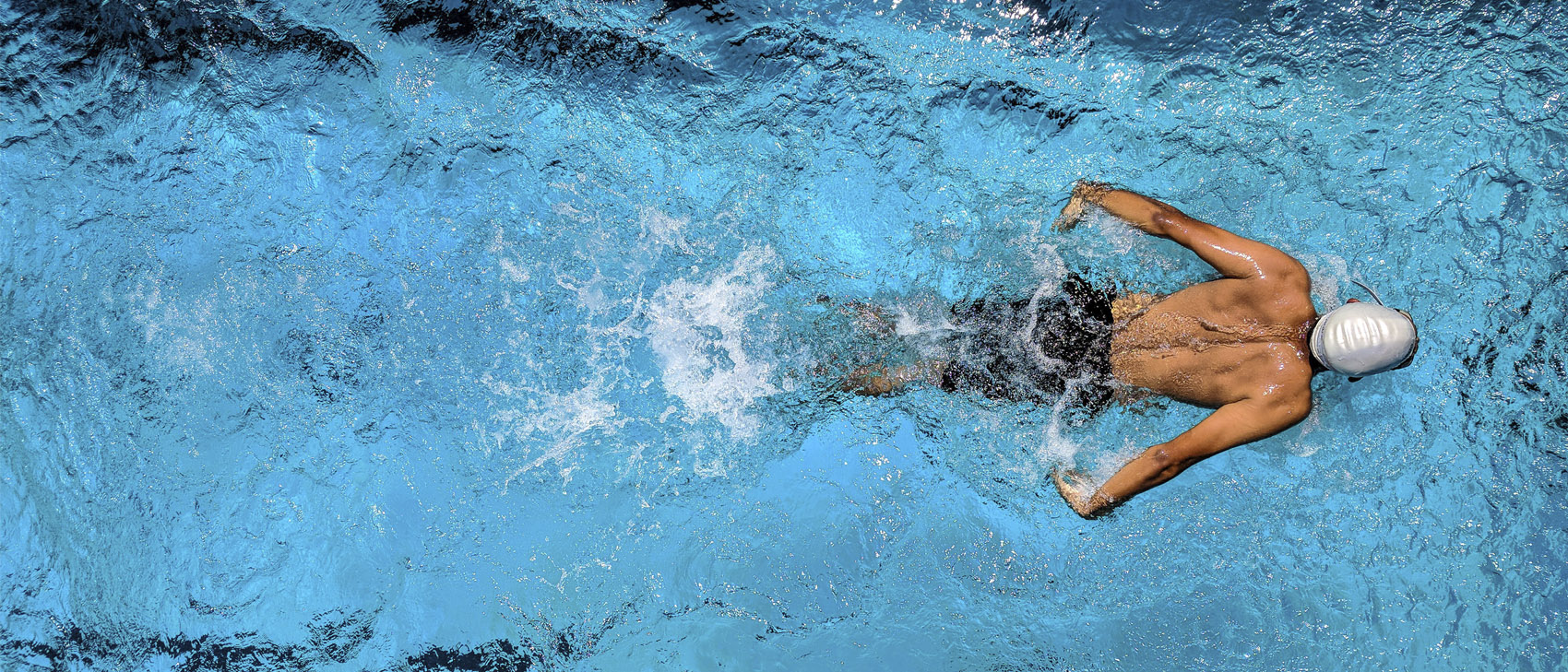 Les bienfaits de la natation en infographie | Cover Concept France et BE